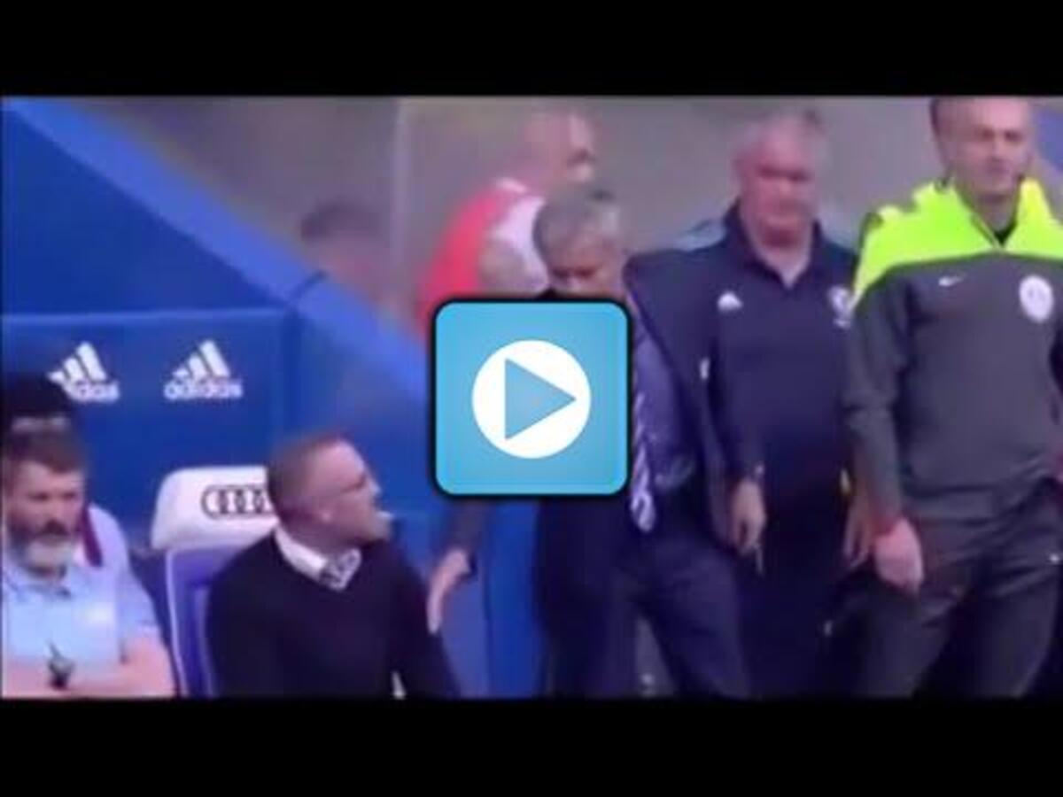 فيديو مورينيو يقع في موقف محرج للغاية إرم نيوز