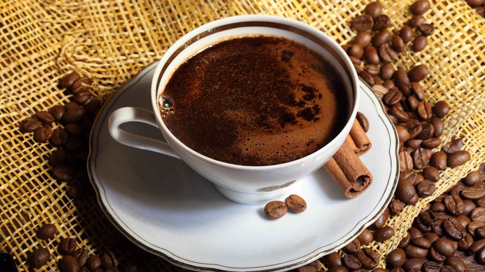 القرفة مع القهوة والكاكاو "ترند تيك توك" لفقدان الوزن.. ما قصته؟ (فيديو ...