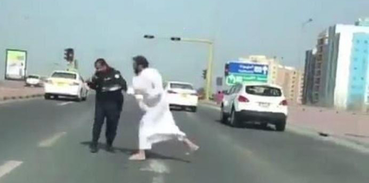 تكريم شرطي المرور السعودي الذي تعرض للضرب على يد كويتي إرم نيوز